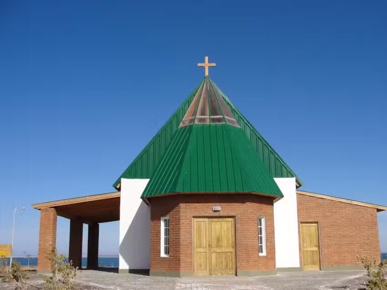Capilla San Juan Diego y Beato Ceferino Namuncurá - Iglesia en Puelén ...