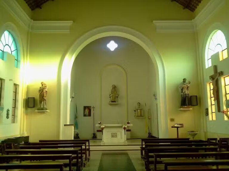 Parroquia Nuestra Señora de la Merced de Monte Vera - Iglesia en La ...